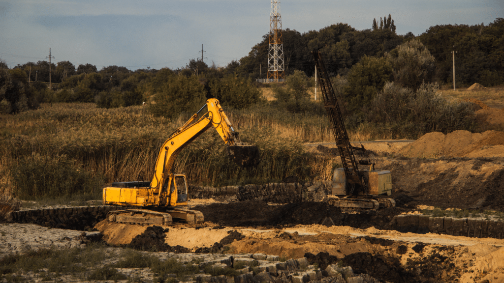 Aclive e declive: o que são e qual a diferença - SMS Terraplenagem